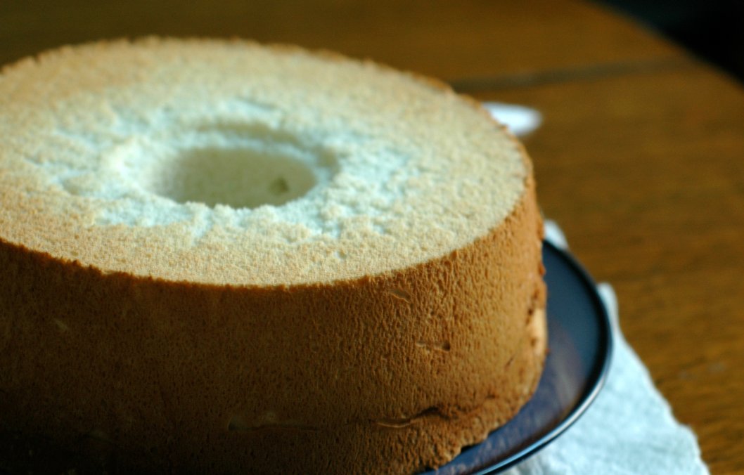 Angel Food Cake | Mindy Bakes